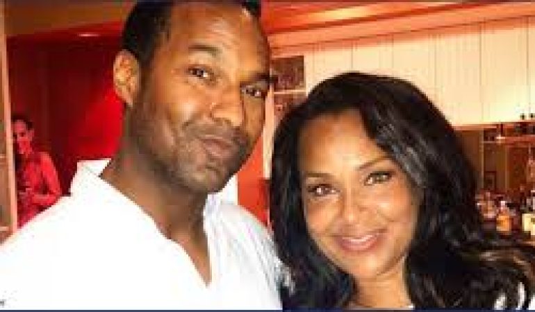 She Said Yes! LisaRaye and Anthony Bryant Are Engaged - EXTRA-Ordinary ...